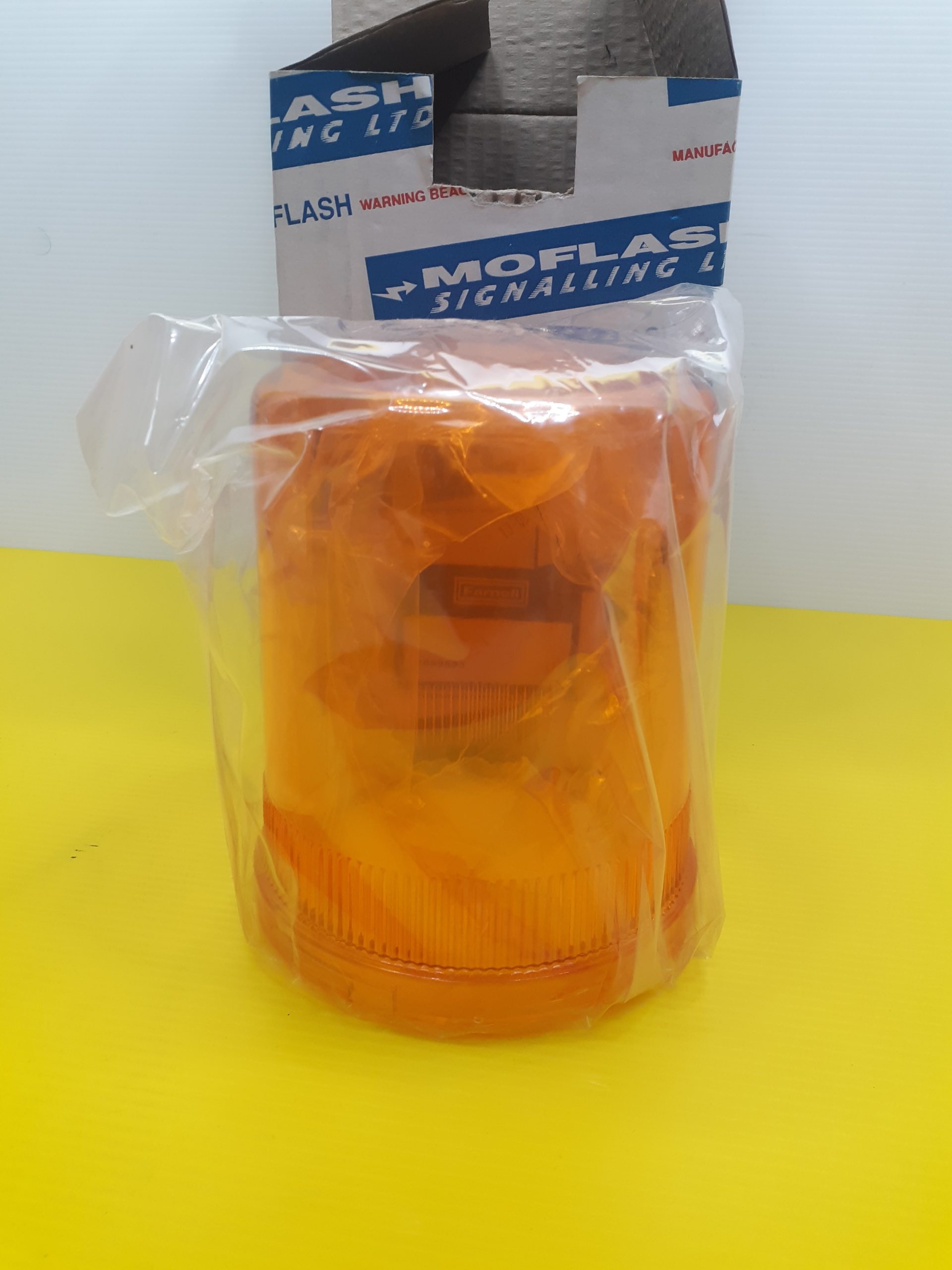 Moflash Signalling/Farnell 3099593 Amber Lens Cover Signal Indicator ...