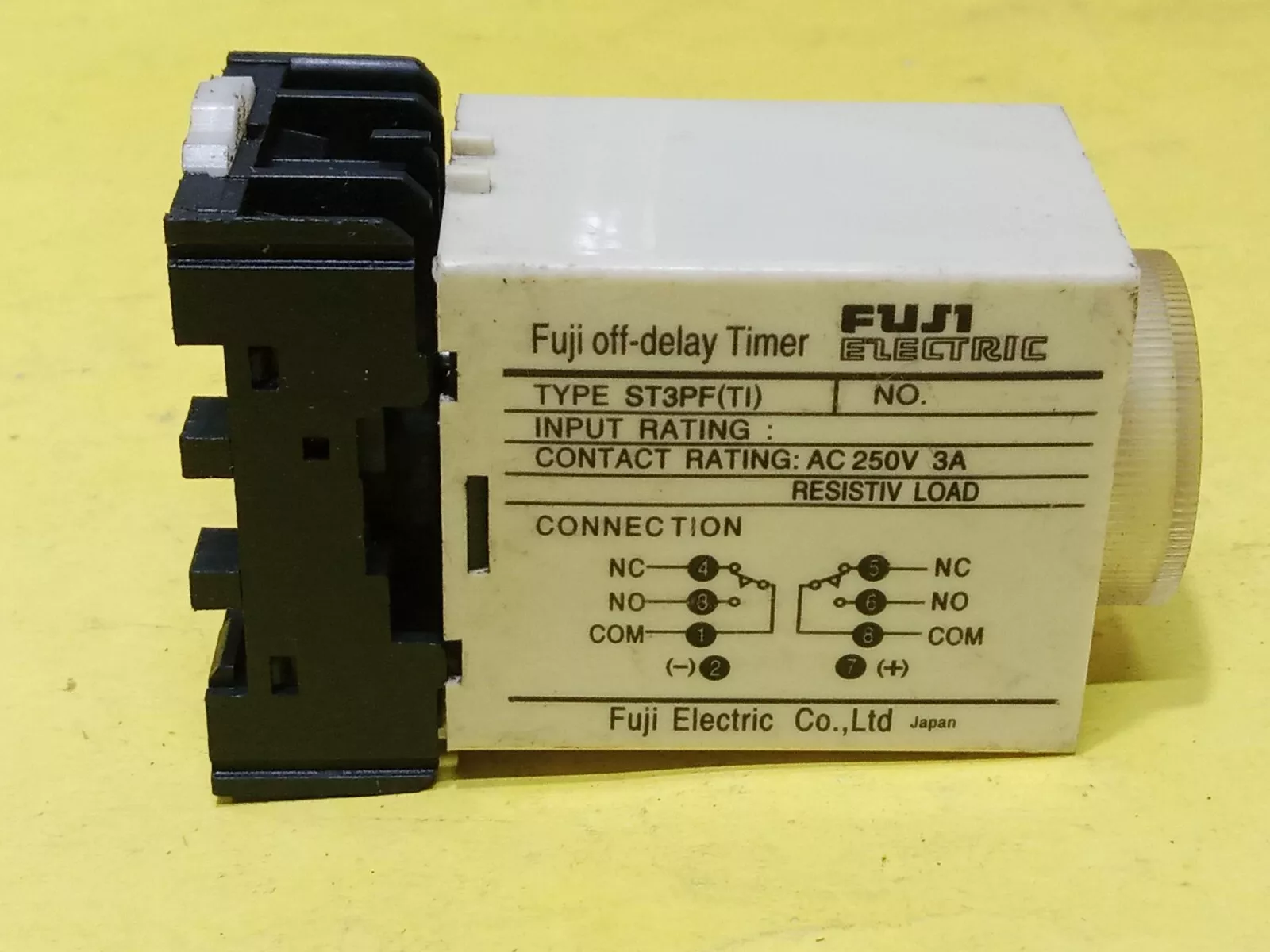FUJI ST3PF(T1) off-Delay Power Timer Relay With Base PF085A7 ST3PF T1Relays