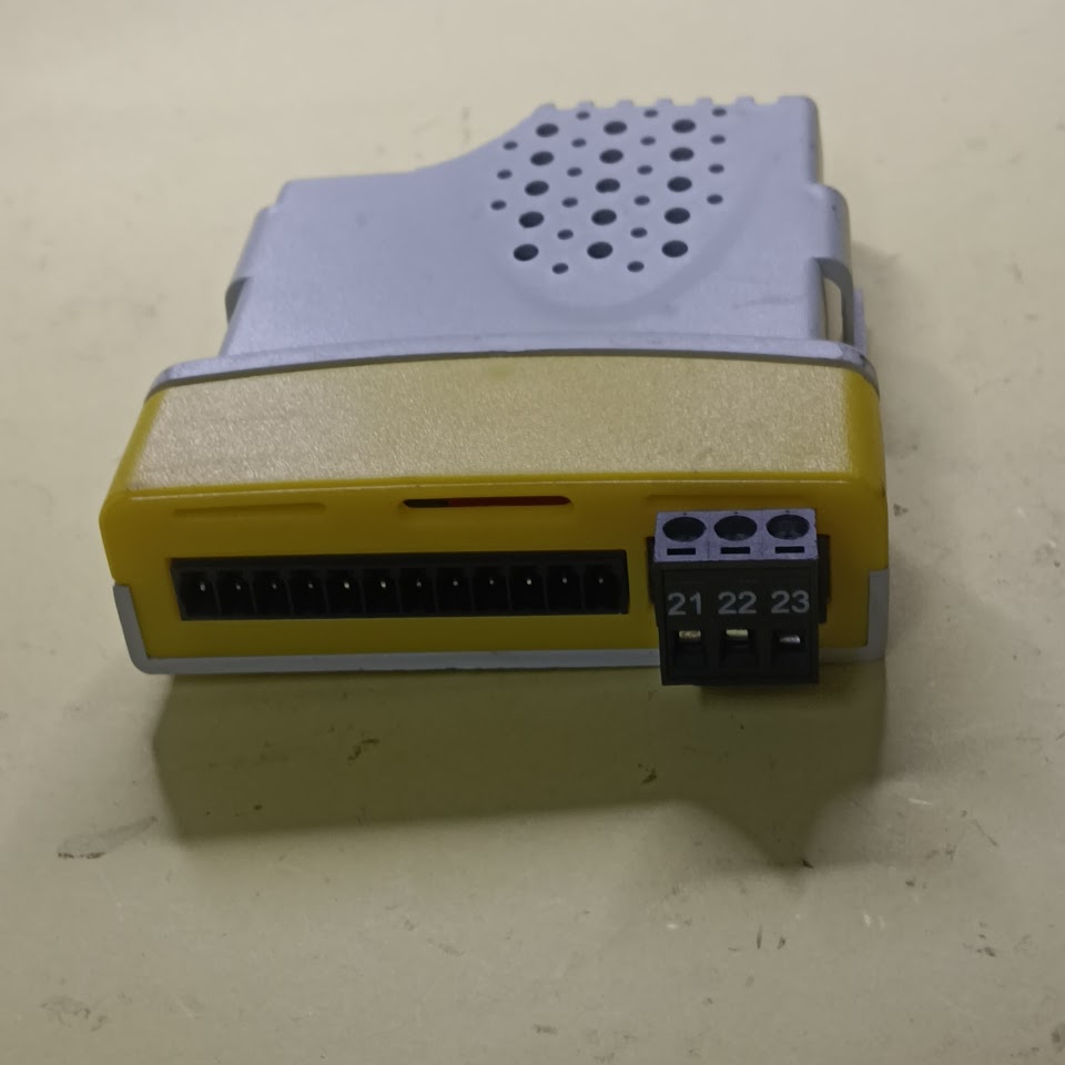 Control Techniques SM-I/O Plus Rev:0 Nidec Motor Control IF Solution Module